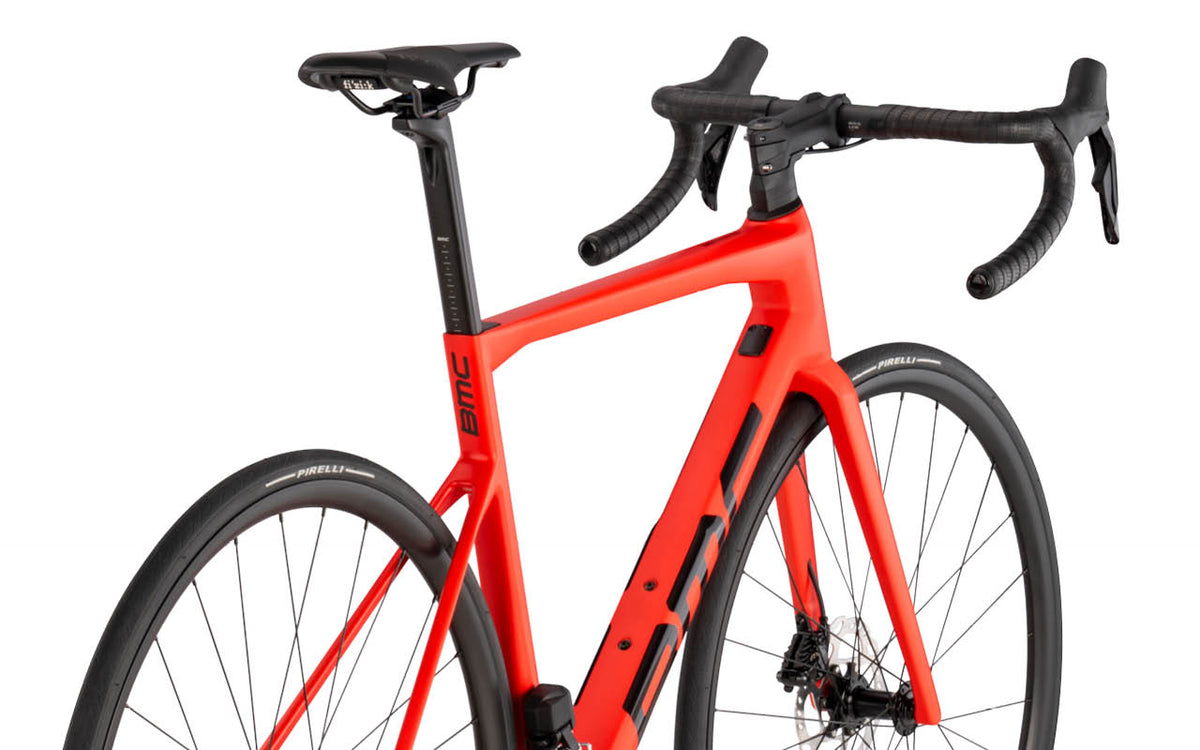 Teammachine SLR THREE Neon Red – BMC Switzerland AG
