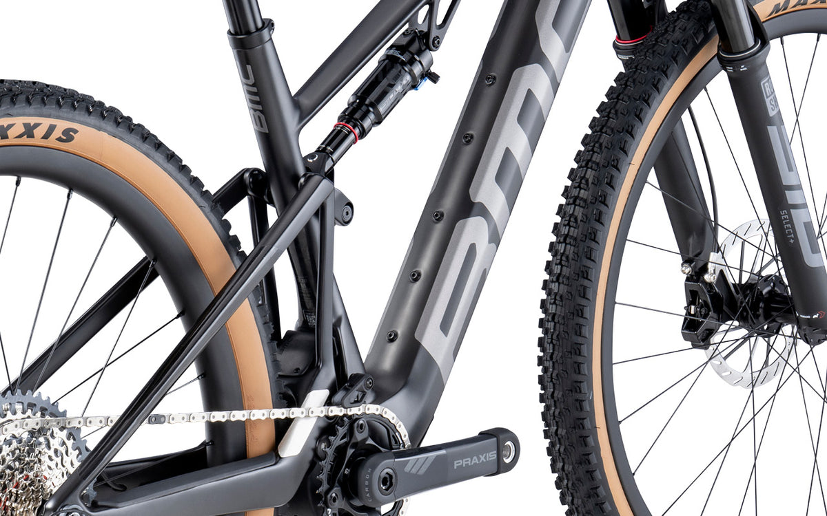 Fourstroke AMP LT ONE Carbon Black – BMC Switzerland AG